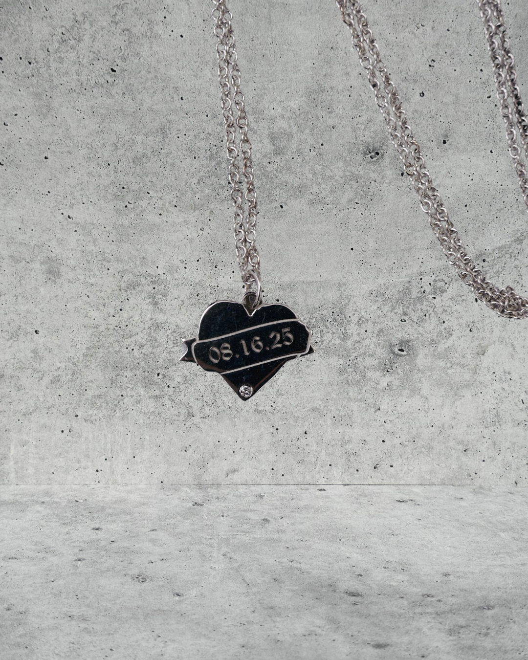 Relic Heart Pendant – TOKYO SUNSET